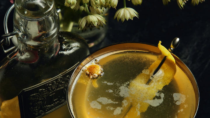 The Classic Lemon Iced Tea | McCormick For Chefs®