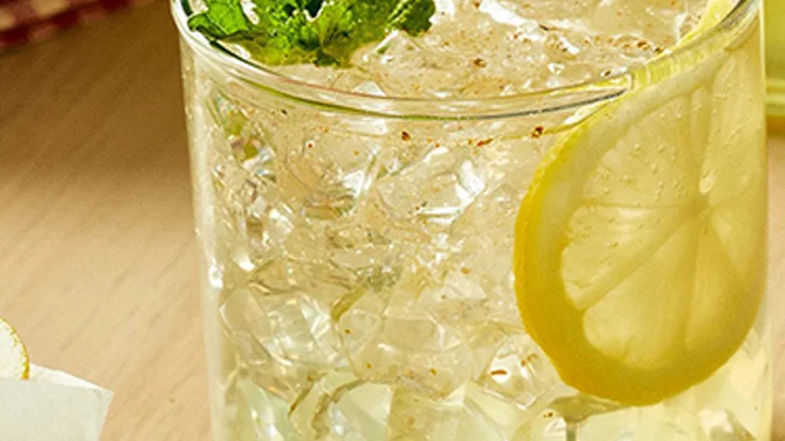 LIMONADE AU CHAAT MASALA & CITRON | McCormick For Chefs®